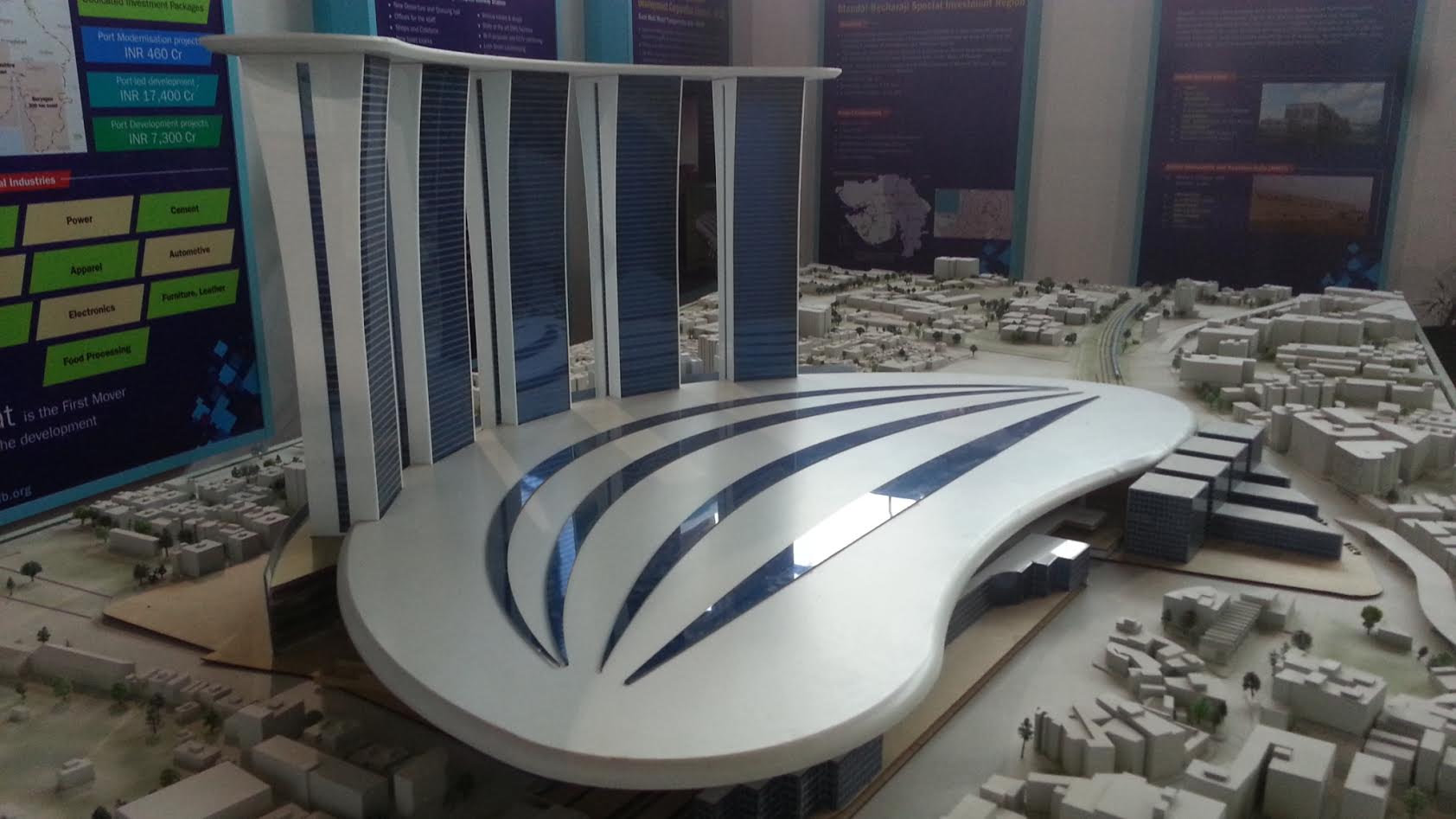 ‘PM wishes to see Delhi T3 airport terminal like facilities at Surat ...